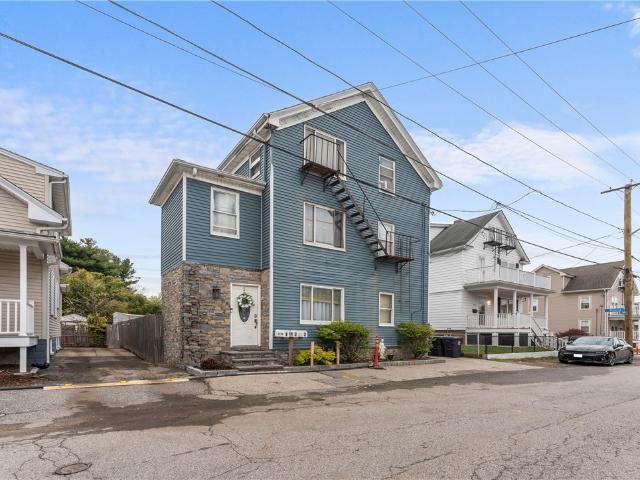384 Juniper Street