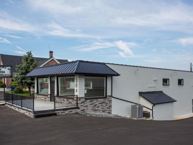 384 main st s