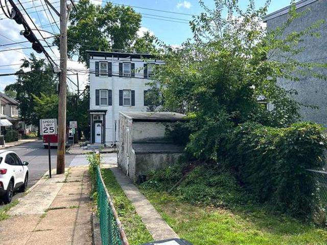 384 New Street