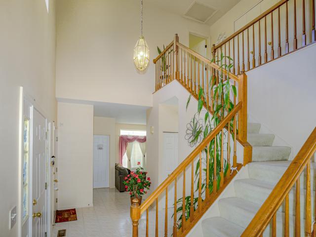384 S Clearview Circle
