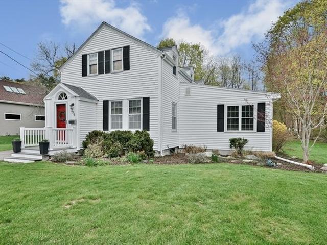 384 S Main St, Mansfield, MA 02048