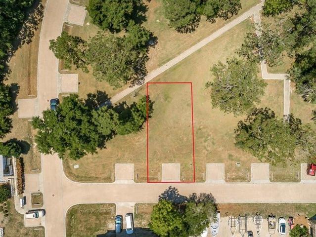 384 Sandalwood Trce, Carrabelle, FL 32322
