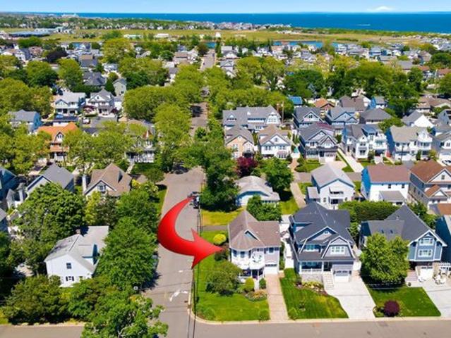 384 Pine Ave, Manasquan, NJ 08736