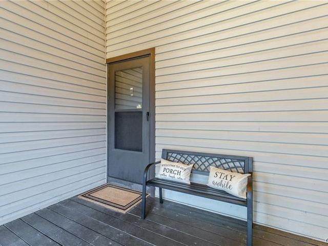 384 Village Blvd N, Baldwinsville, NY 13027