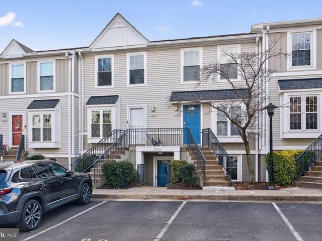 3854 9th Rd S Unit 3854, Arlington, VA 22204