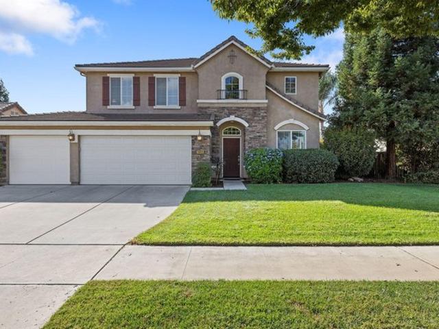 3855 N Chinowth St, Visalia, CA 93291