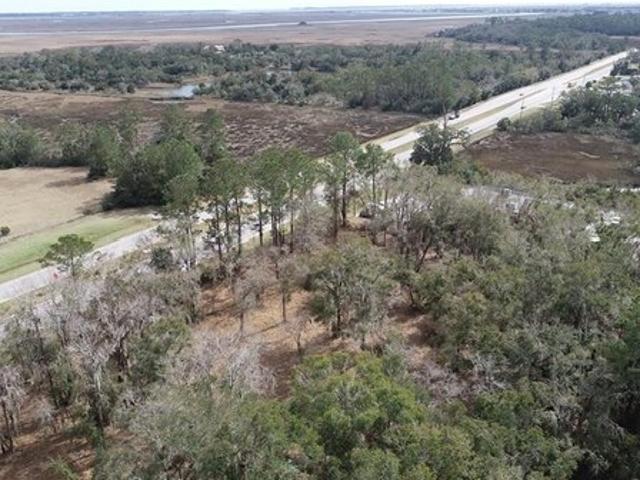 3855 Darien Hwy, Brunswick, GA 31525