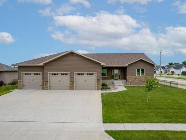 3855 25th Ave, Columbus, NE 68601