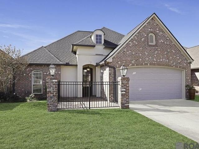 38562 Cardinal Ct, Prairieville, LA 70769