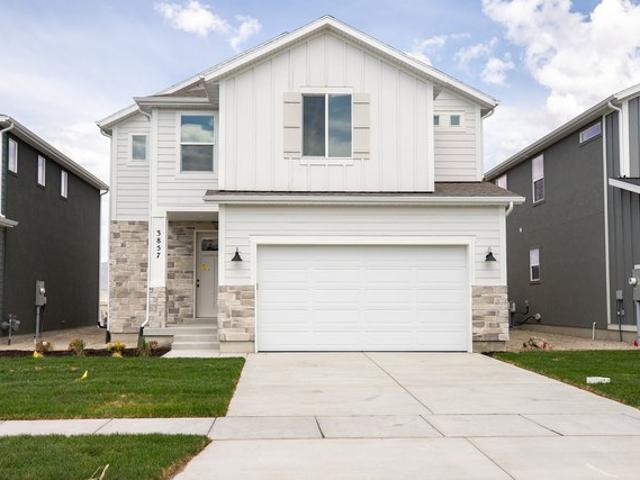 3857 N Christopher St Unit 127, Eagle Mountain, UT 84005