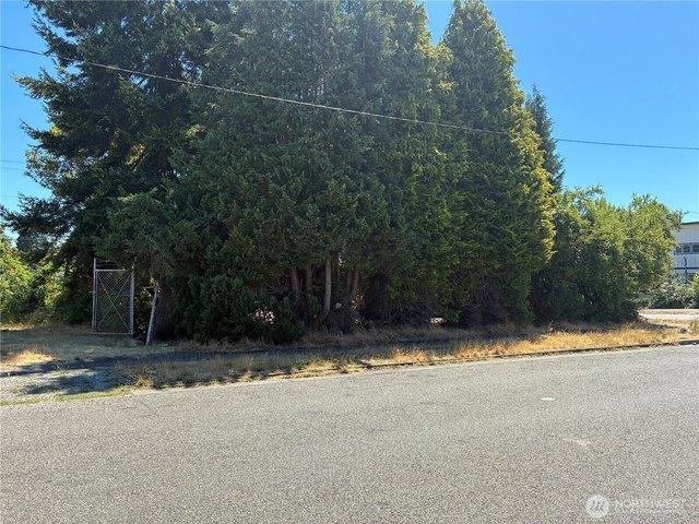 3857 E Spokane St, Tacoma, WA 98404