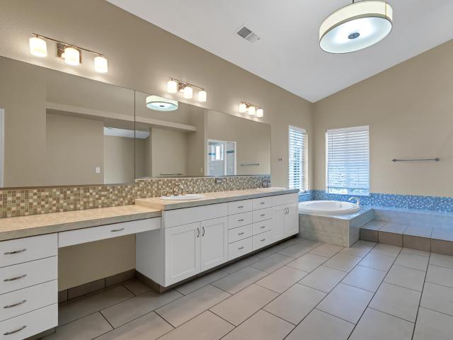 3857 Eagle Pkwy, Redding, CA 96001 | MLS #26 763
