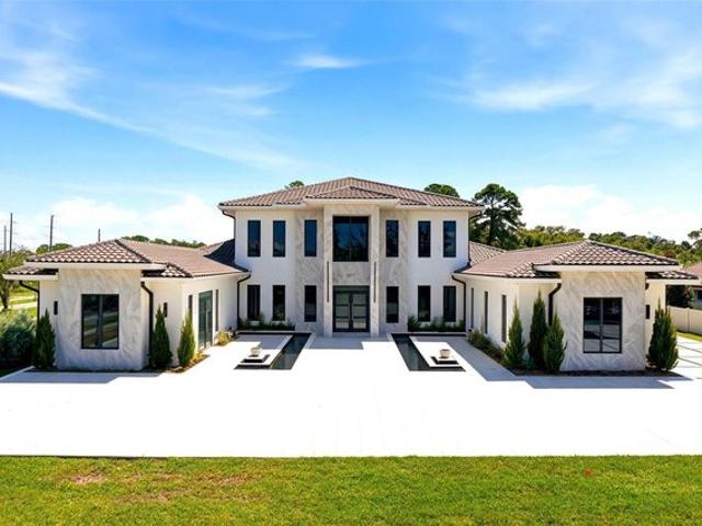 3857 S Stillwood Ln, Lake Mary, FL 32746