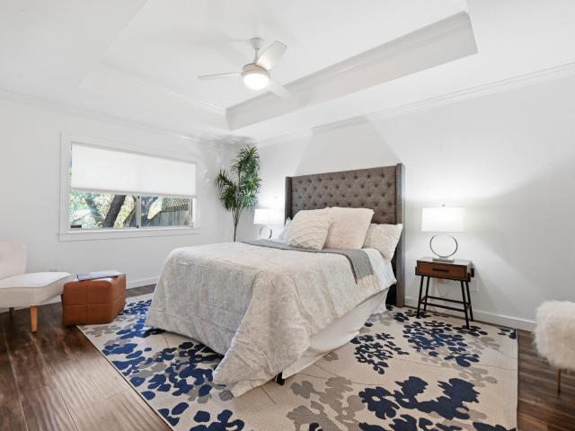 3857 Williamsburg Cir