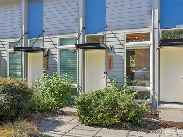 3857 21st Ave SW, Seattle, WA 98106