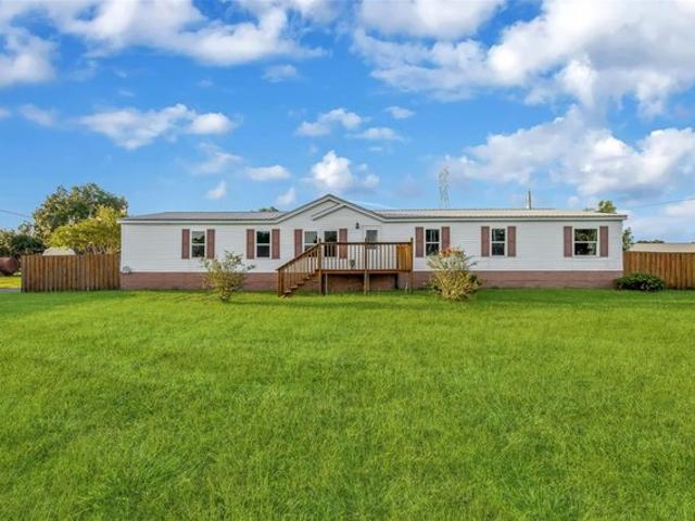 3858 E Knights Griffin Rd, Plant City, FL 33565