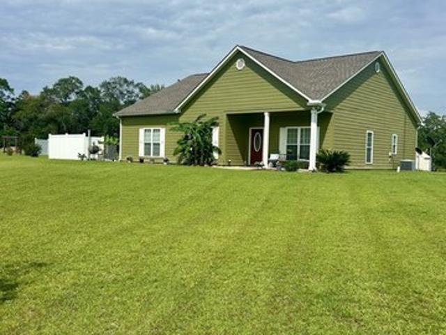 3858 Sapps Lk, Enigma, GA 31749