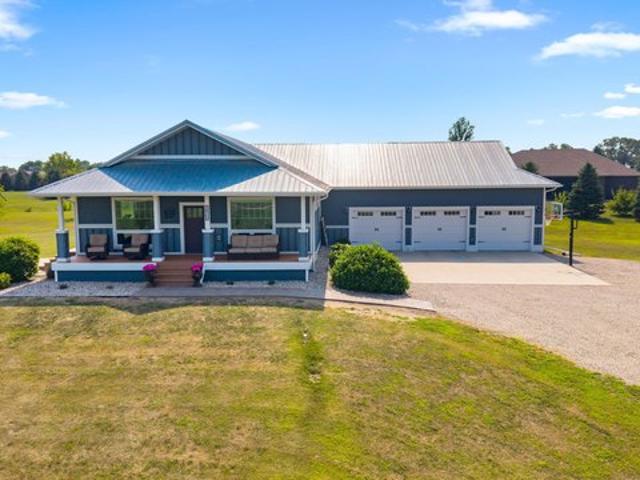 38509 th St, Aberdeen, SD 57401