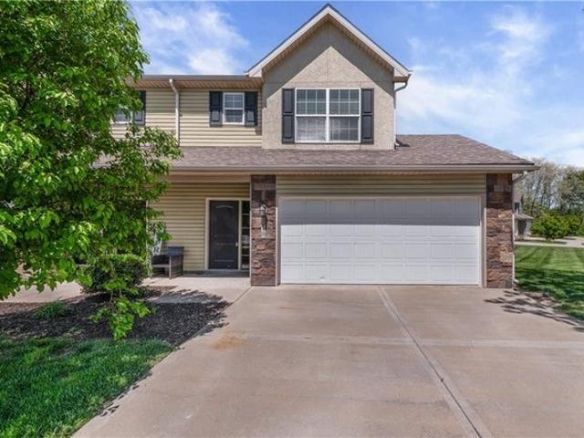 3850 NW 94th St, Kansas City, MO 64154