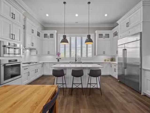 3850 Glen Arbor Dr, Houston, TX 77025