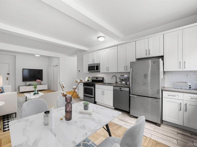 3850 Hudson Manor Terrace LBE
