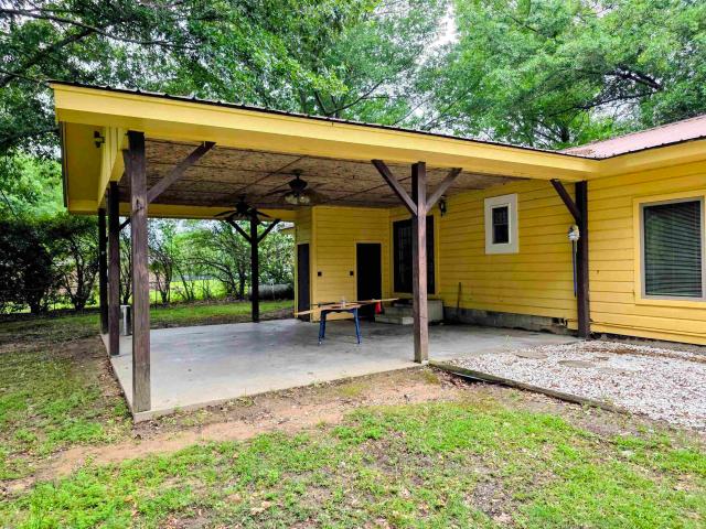 3850 Highway 63