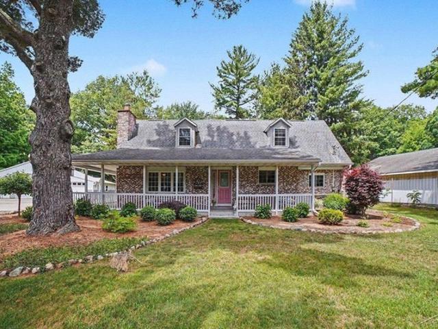 3850 S Fenmore Rd, Merrill, MI 48637