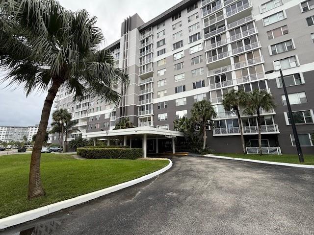 3850 Washington St, Unit 703, Hollywood, FL 33021 | MLS #F10544