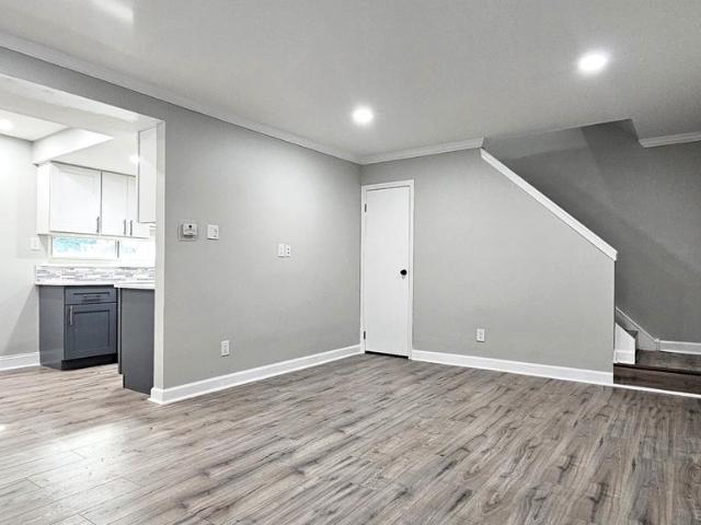 3850 Woodhaven # 607
