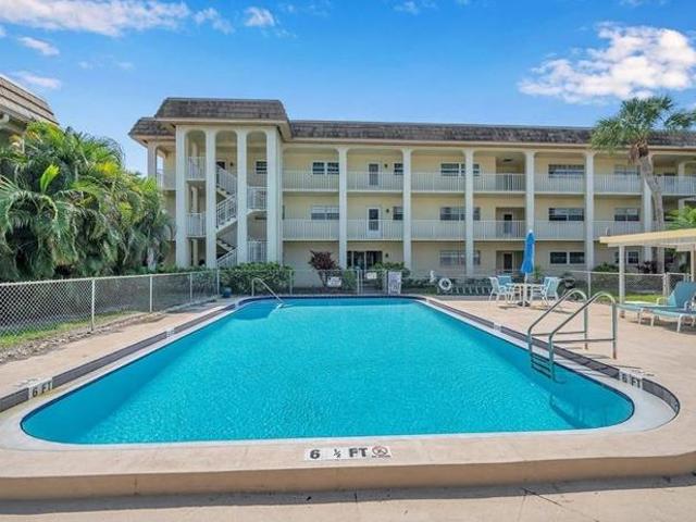 3850 13th Ave N #101, Saint Petersburg, FL 33713