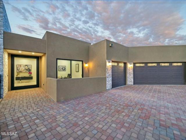 3851 N River Hills Dr, Tucson, AZ 85750