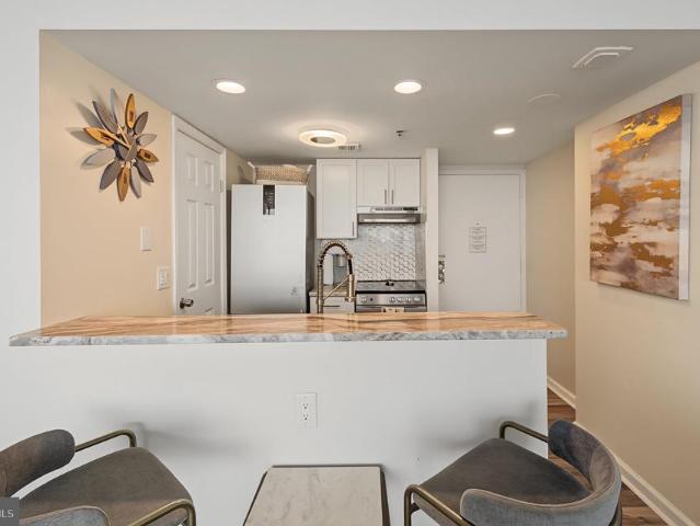 3851 Boardwalk
