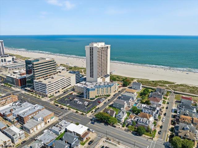 3851 Boardwalk