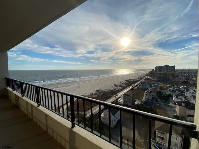 3851 Boardwalk