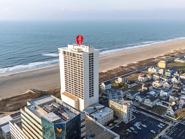 3851 Boardwalk