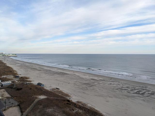 3851 Boardwalk