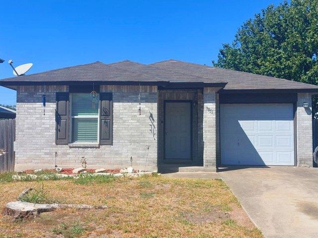3851 Cherokee Blvd, New Braunfels, TX 78132