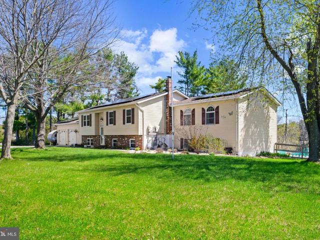 3851 White Oak Court