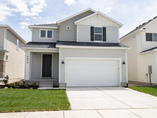 3852 N Christopher St Unit 140, Eagle Mountain, UT 84005