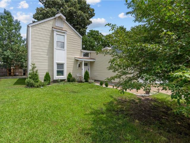 3852 Danville CT