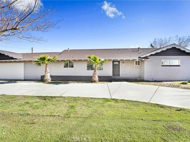3852 th St E, Palmdale, CA 93550