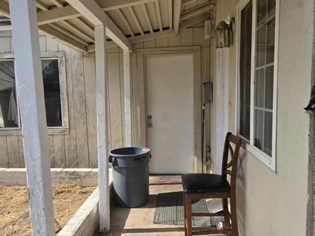 3852 th St E, Palmdale, CA 93550