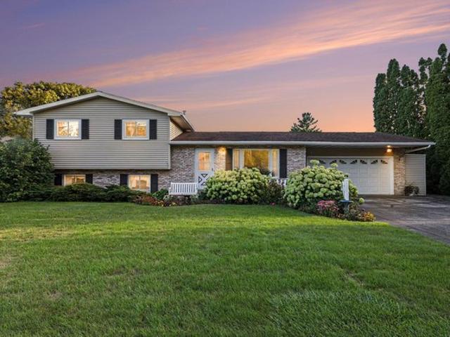 3852 Wheeler Rd, Bay City, MI 48706