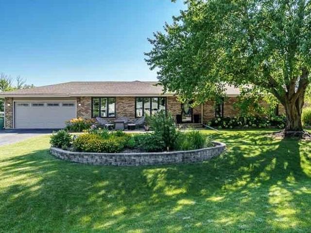 3853 Thistledown Ct, Cherry Valley, IL 61016