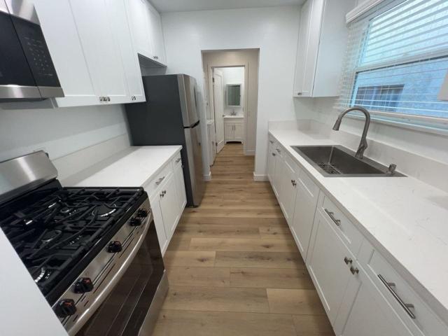 385 1 Bedroom Apartment for Rent at 325 E Elmwood Ave, Burbank, CA 91502