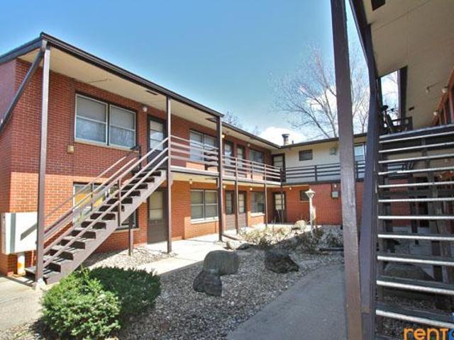 $385 / 1br Quaint place to live in the near South 1220 F Street