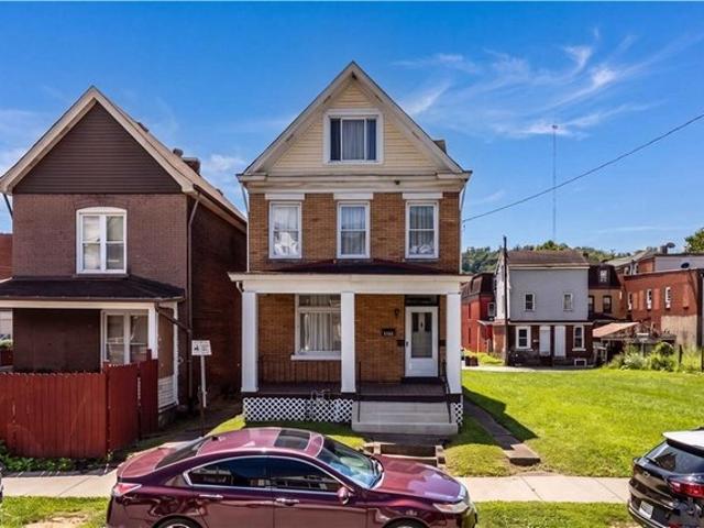 385 2nd St, Pitcairn, PA 15140