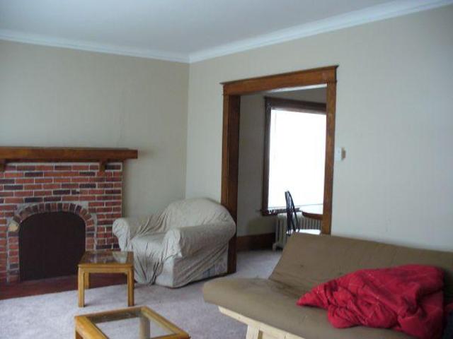 $385 / 4br 4 Bedroom/1 Bathroom on Woodland Avenue! 914