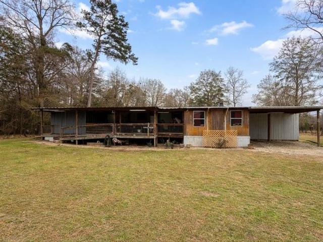 385 County Road 4547, Spurger, TX 77660
