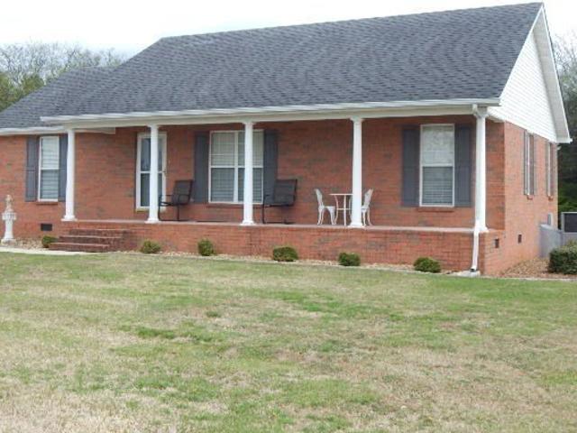 385 Creek Ln, McMinnville, TN 37110